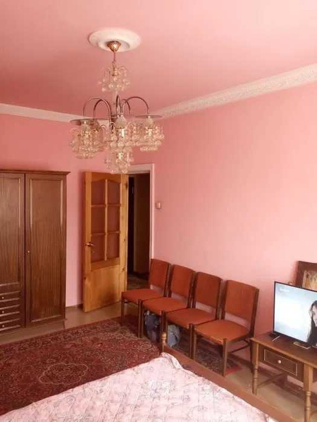 (К129088) Продается 4-х комнатная квартира в Шайхантахурском районе.