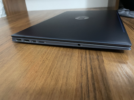 HP Pavilion  AMD Ryzen 5