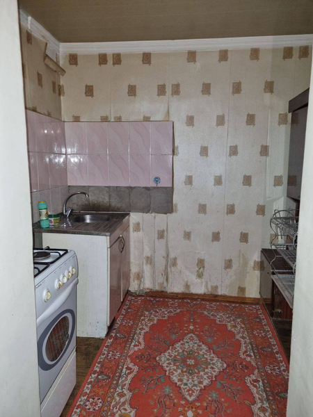 Аренда метро 2х-комнатная квартира Цена 300 срочно