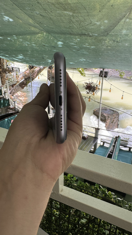Iphone 11 64 в идельном состоянии
