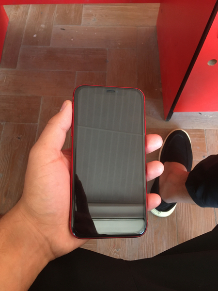 iPhone xr 128gb tinniq holatda