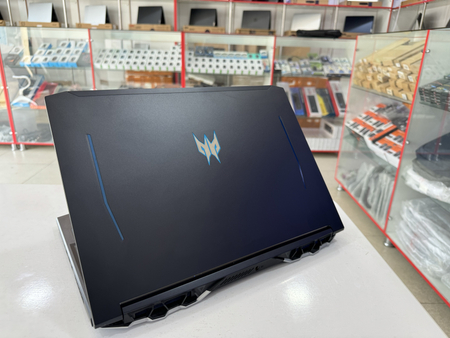 Acer predator helios 300 core i7 1 tb ssdlik RTX 3060 6 gb videokarta