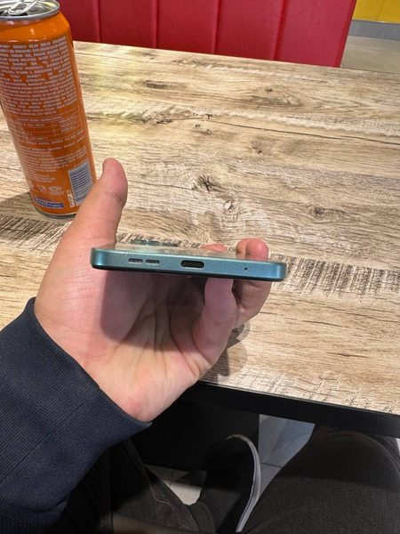 Redmi note 12 8+4/256gb