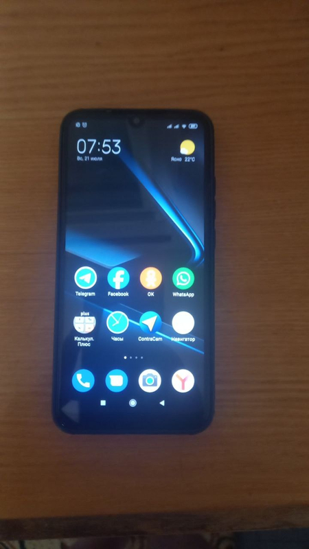 Продаю смартфон Redmi 7