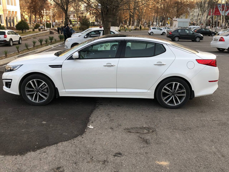 Kia Optima в отличном состоянии