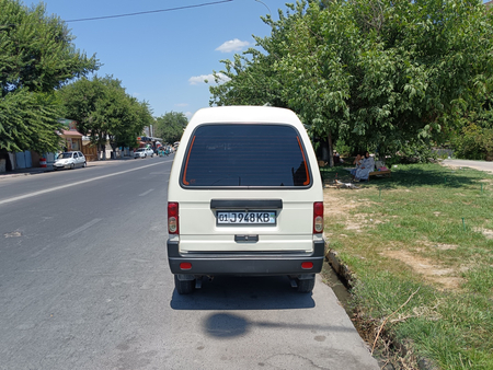 Дамас срочна сотилади