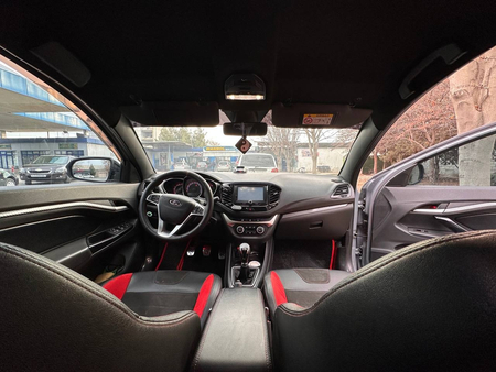 Продам Vesta sport 2019