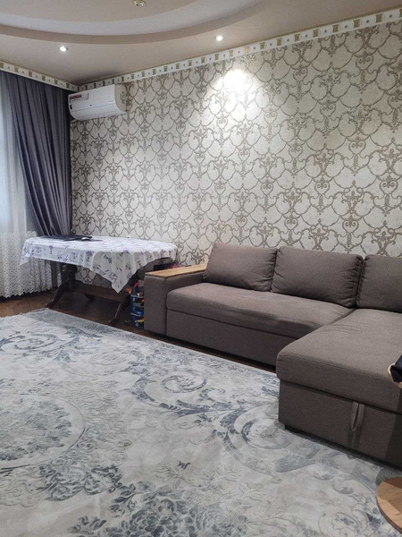 Продается 3х ком.квартира метро Ойбек