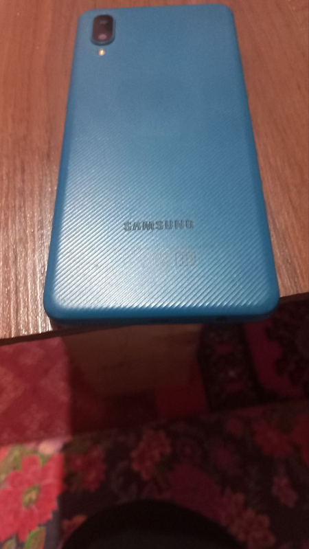 Samsung a02 hotira 32/3 idial sotiladi