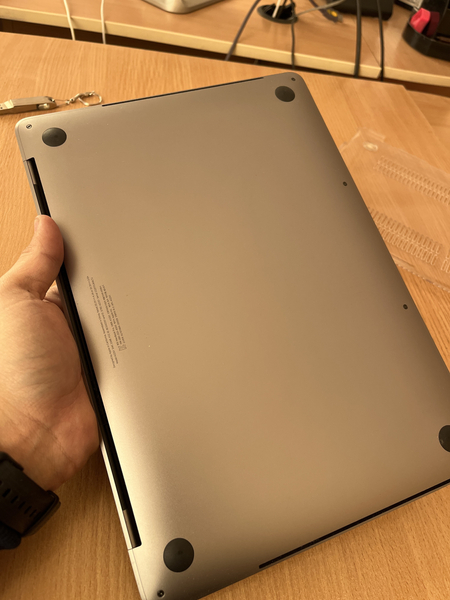 MacBook Pro 2020 Core i5, 16 GB, 1 TB SSD
