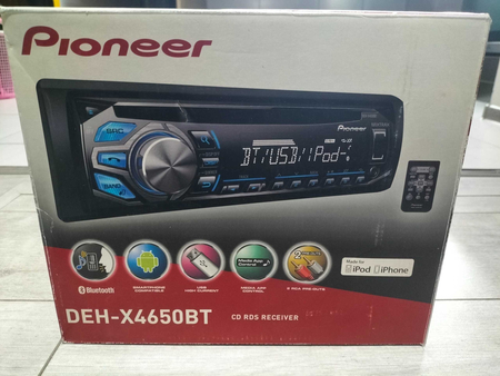 Автомагнитола Pioneer в отличном состоянии