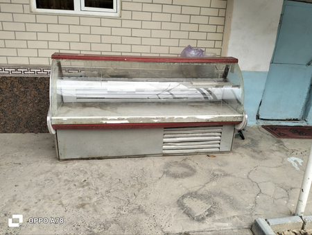 Холодильник витрина