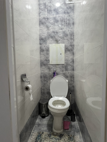 Срочно!!! Продам Юнусабад-17 2/2/5 балкон 2*6