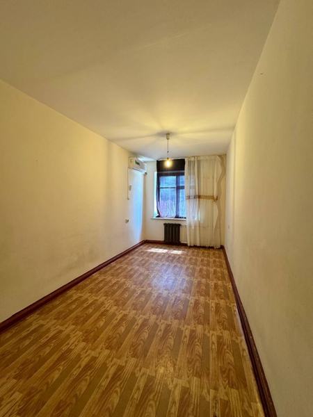 Продажа Максим Горький 2/3/5 . Балкон 2х6 . Кирпич