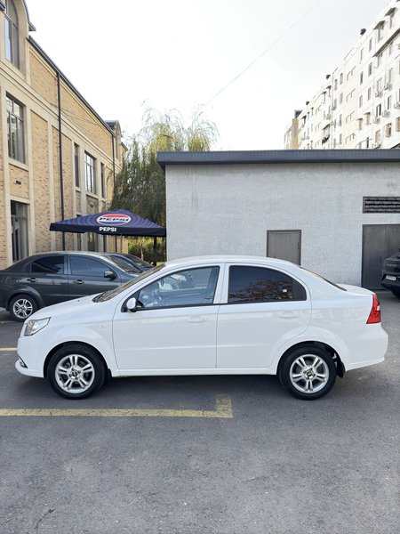 Продается Нексия 3 автомат каробка. Nexia 3 2021 sotiladi