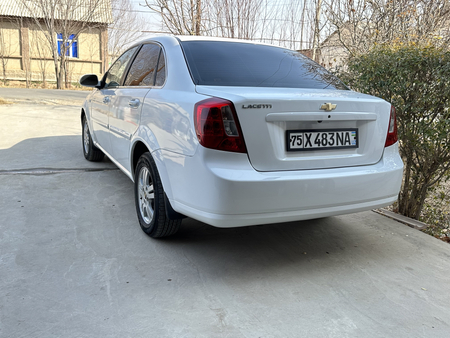 Chevrolet Lasetti 1,8