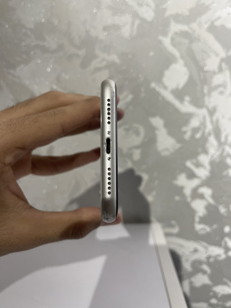 iPhone 11 xolati ortacha