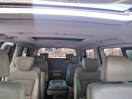 Transportniy usluga Miniven Hyundai H-1  Grand Starex