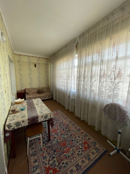 Срочно продаётся 4комнатная квартира