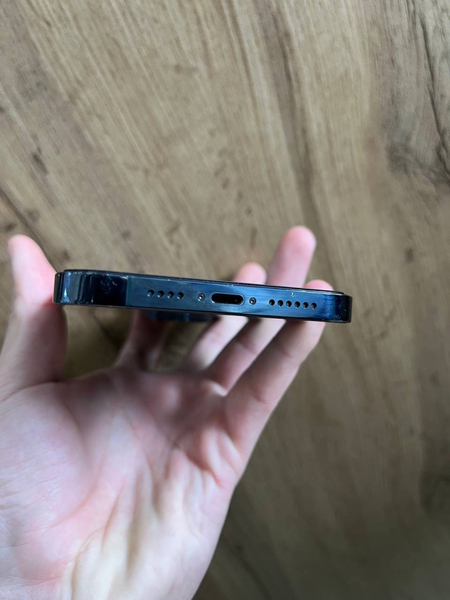 Iphone 12 pro Max sotiladi