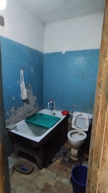 Продается. Сергели 2, 1/4/4 галерея