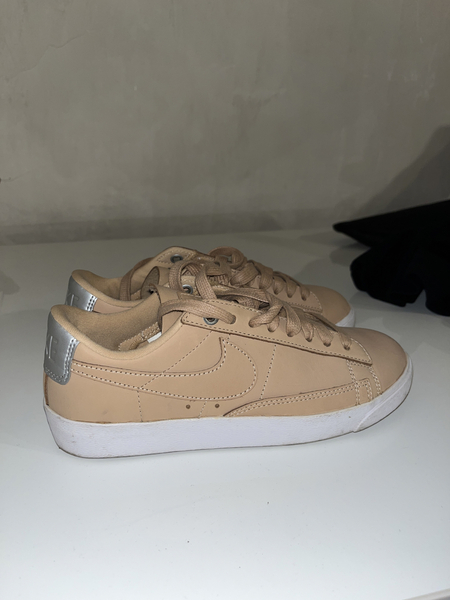 Кожаные кроссовки Nike оригинал