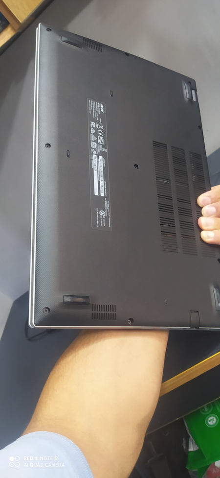 Noutbuk core i 3