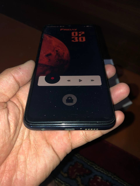 Redme note 9 s 6+2/128tali