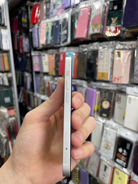 Iphone 12 mini sotiladi