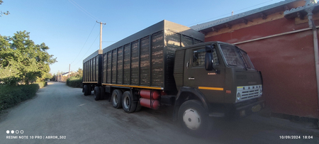 Kamaz 53212 pritsepi bilan sotiladi