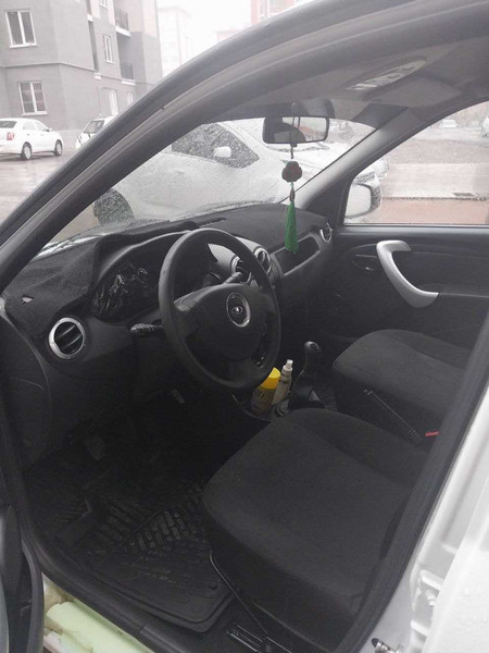 Lada Largus 2019 sotiladi