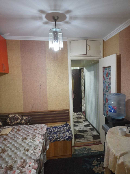 Срочно продам 2/2/5 кирпич 2х6 Чиланзар 26