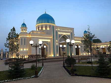 Фасадни Внутренни Освишеня