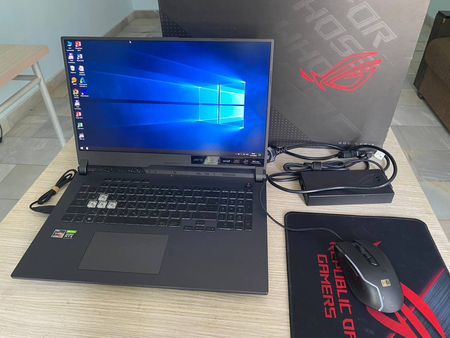 Asus Rog Strix G713RM\\n- Ryzen 7 6800H 8 yader 16 potok\\n(3.3 Ghz - 4.7