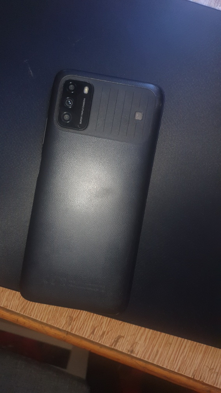 poco m3 4/64 в хорошем состоянии