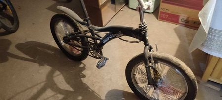 BMX велосипед сотилади