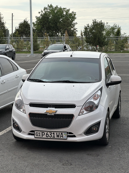 chevrolet spark 2015 AT