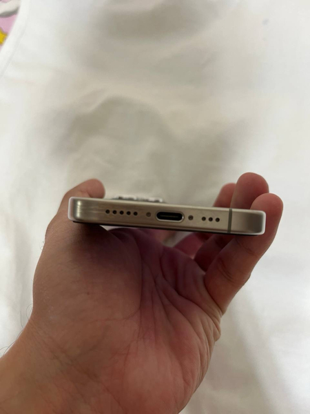 Iphone 15 pro 256 gb 99%