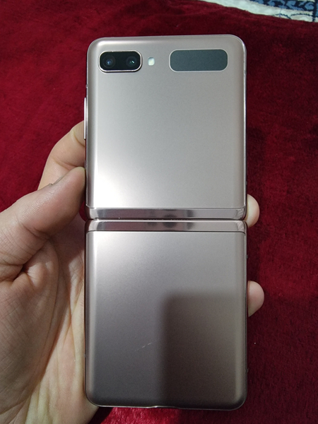 Samsung Z Filip 8.256 gb