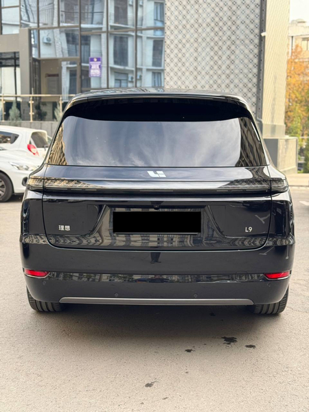 В продаже ! Автомобиль LI L9 Max