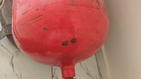 Gaz balon srochna sotiladi
