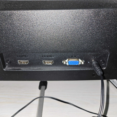 HP 27f Монитор 27 дюймов (68см) диагональ - прочтите описание!