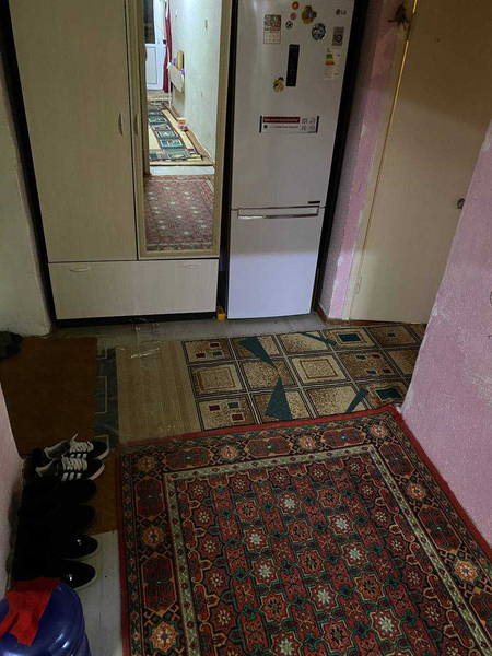 Zarafshon shaxar 11 mikrayondan jihozlari blan birga uy sotiladi