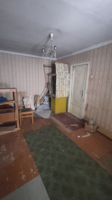 \Чилонзор,1 Безремонт,Кирпич,1×6  балк,