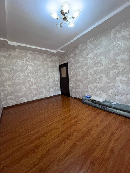 Dom sotiladi 1 xonalik