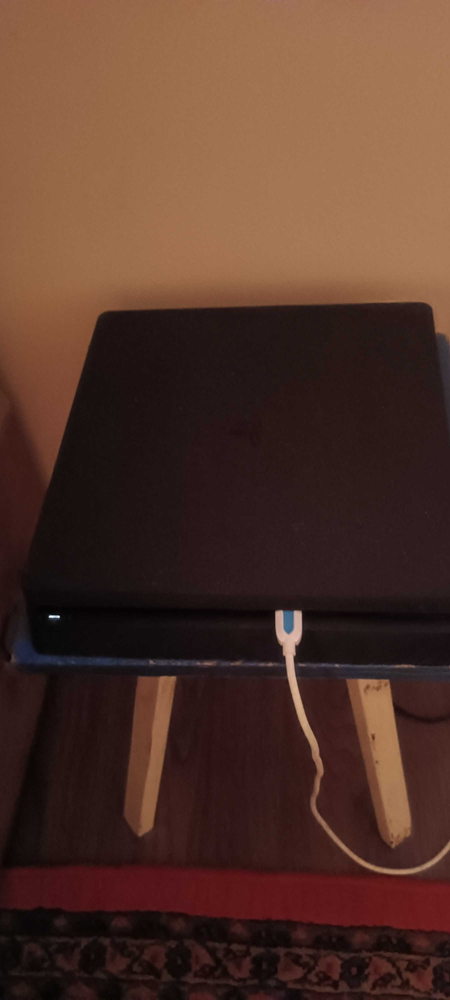 Playstation 4 Slim