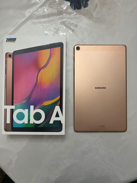( Продаю свой Samsung Tab A 10.1 в хорошем состоянии