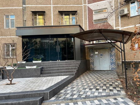 Продается Евро офис Ор-р: Караташ 120м2