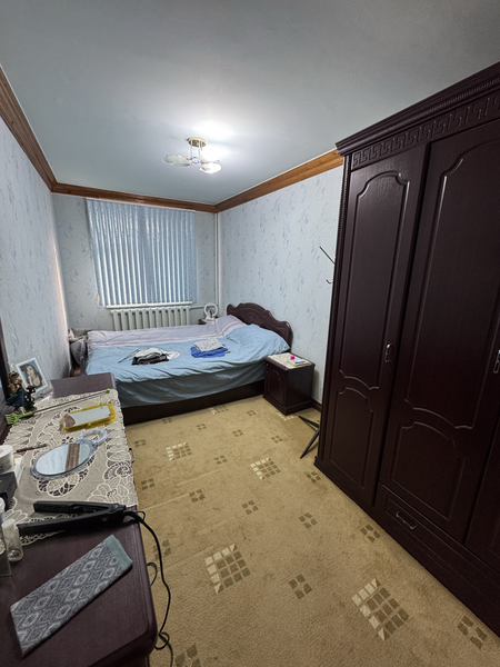 Продается 4 ком квартира мархабо