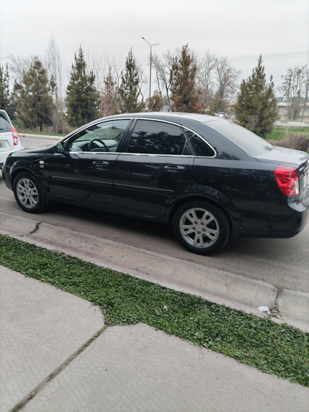 Продаётся чевролет Ласетти автомат